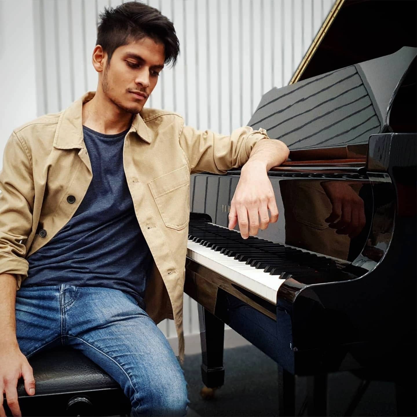 Rahul's Rhapsody - Tobacco Factory Theatres